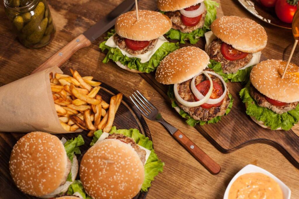10 Most Popular Food Truck Dishes (Ranked!) - Build Food Truck Online